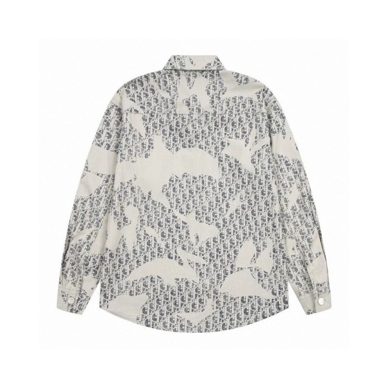 Accurate model Christian Dior Outwear