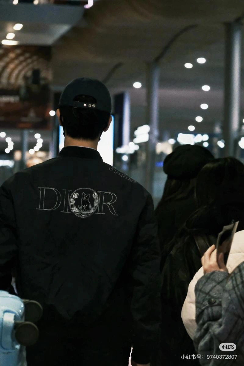 Low-cost Christian Dior Outwear