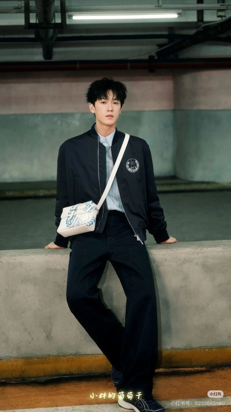 Low-cost Christian Dior Outwear