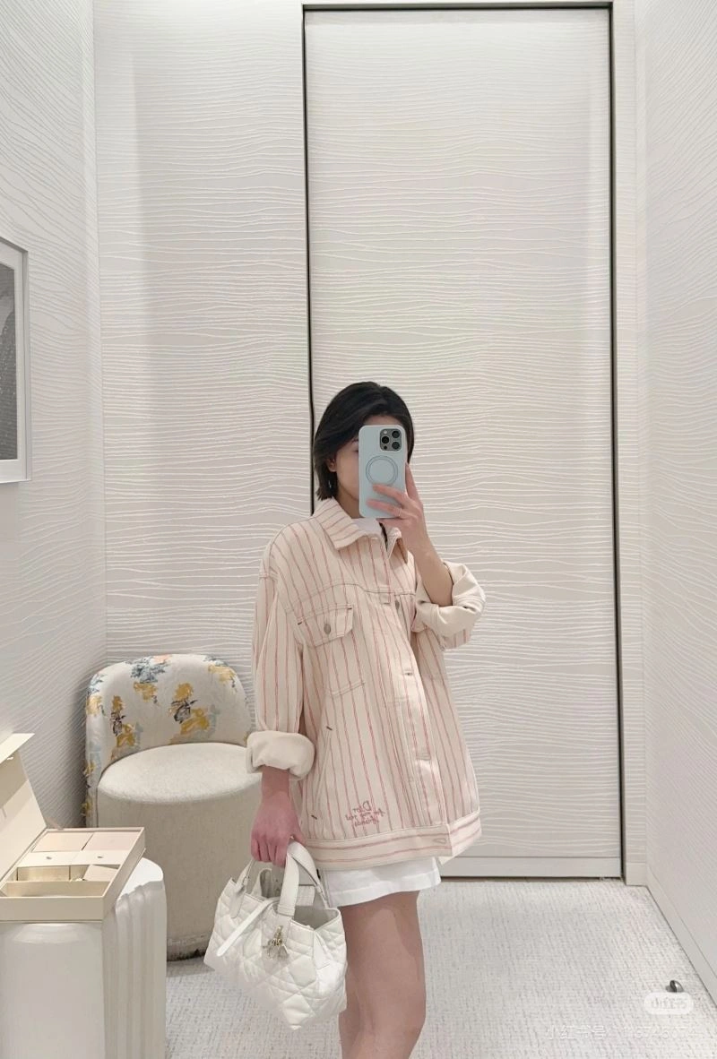Low-cost Christian Dior Outwear