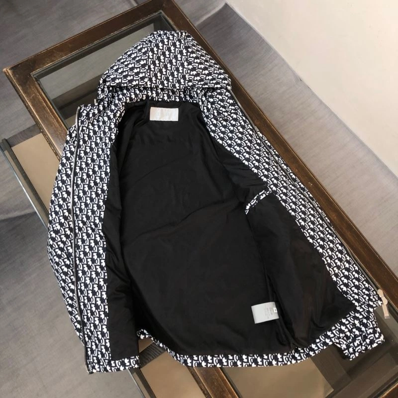 Indistinguishable Christian Dior Outwear