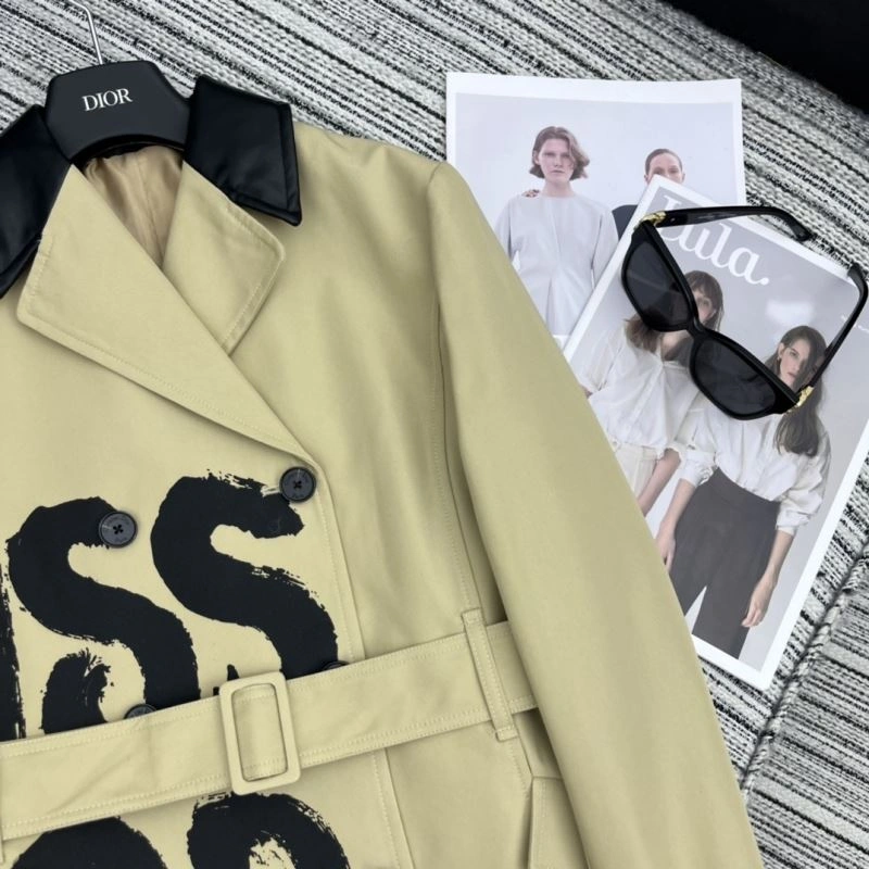 Legit Christian Dior Outwear