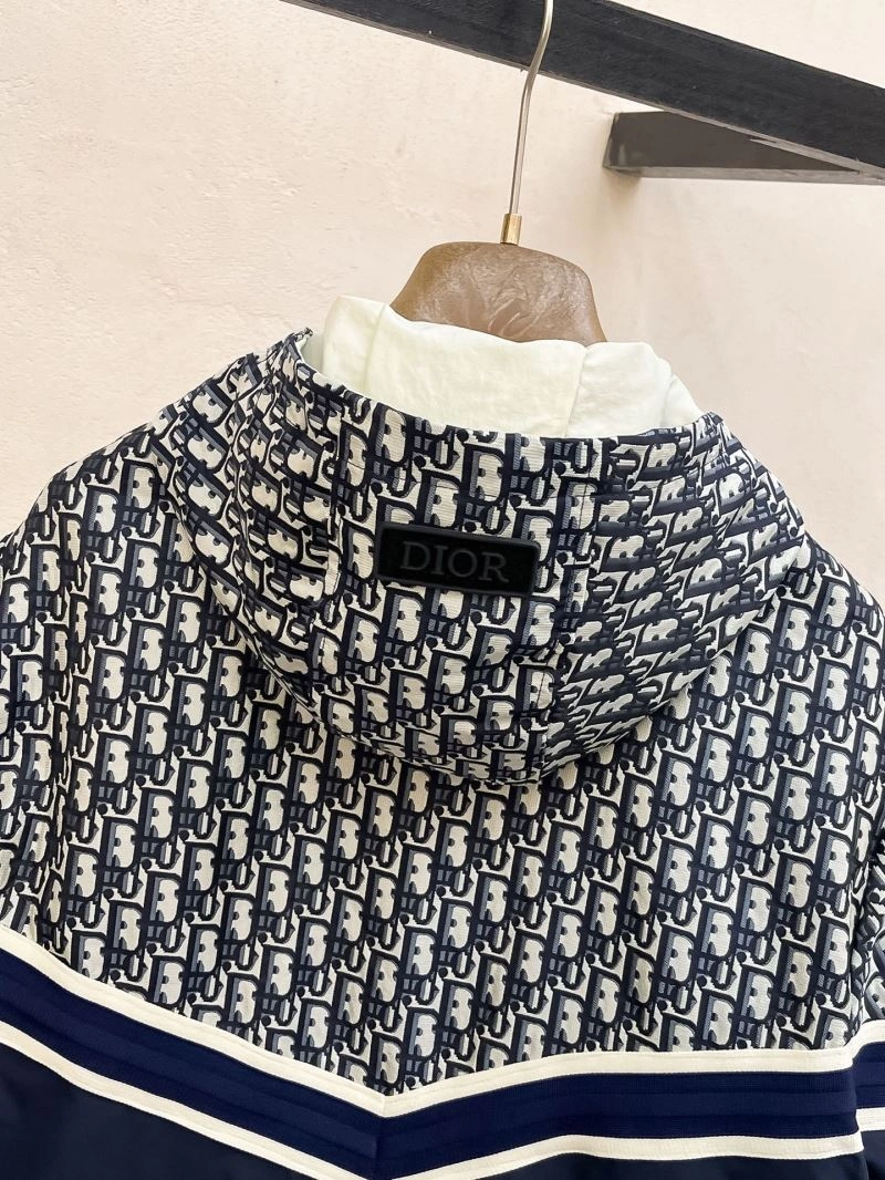 Low-cost Christian Dior Outwear