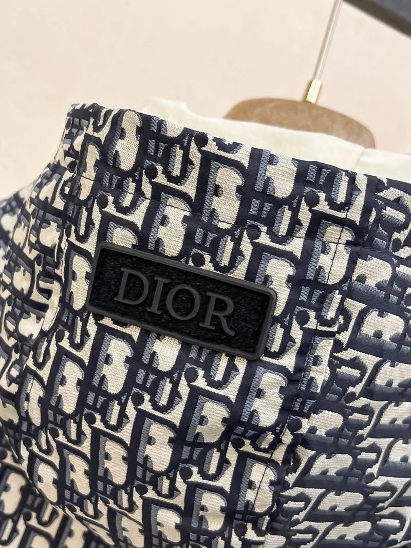 Low-cost Christian Dior Outwear