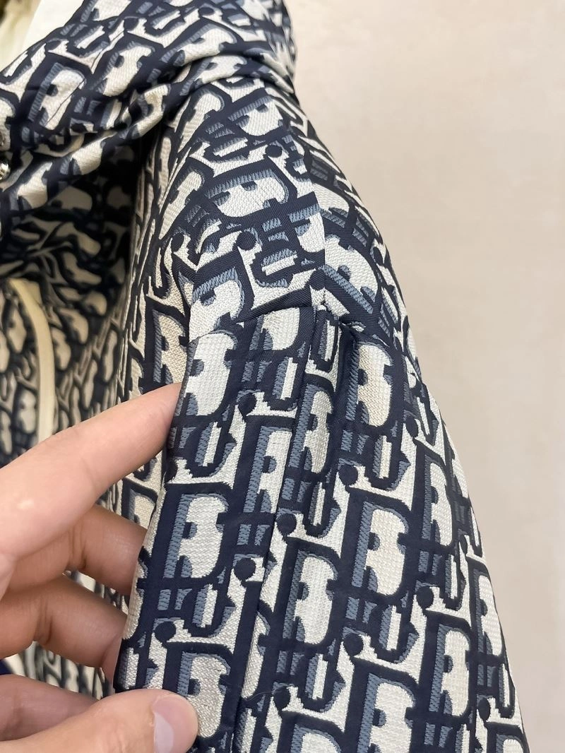 Low-cost Christian Dior Outwear