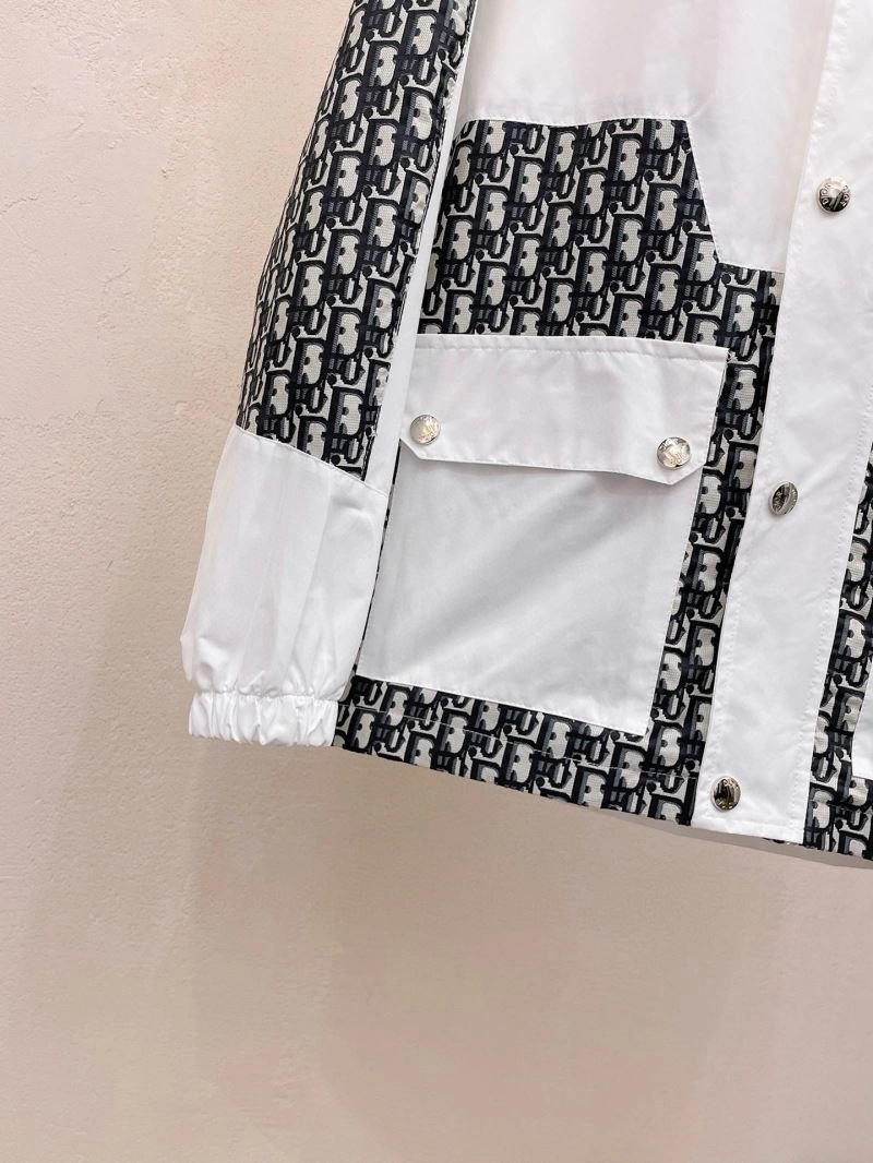 Indistinguishable Christian Dior Outwear