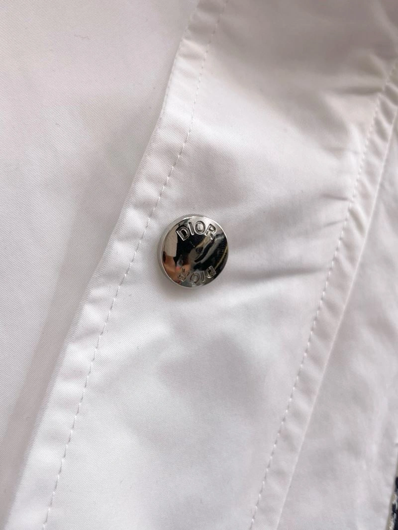Indistinguishable Christian Dior Outwear