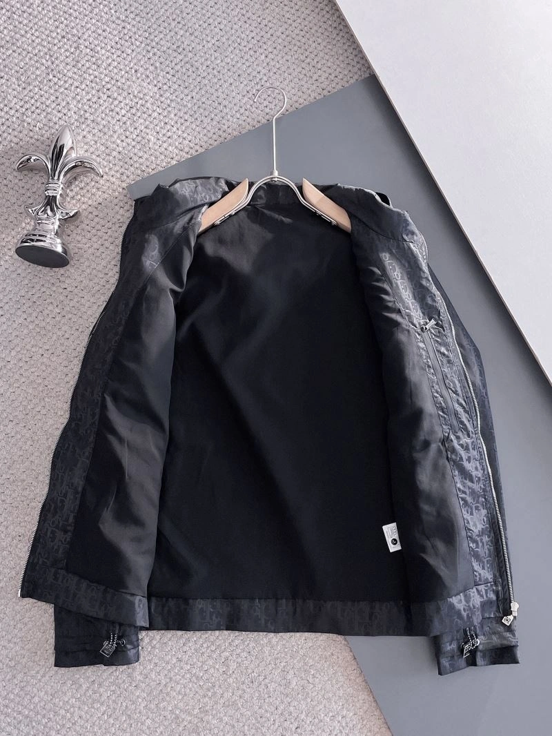 Indistinguishable Christian Dior Outwear