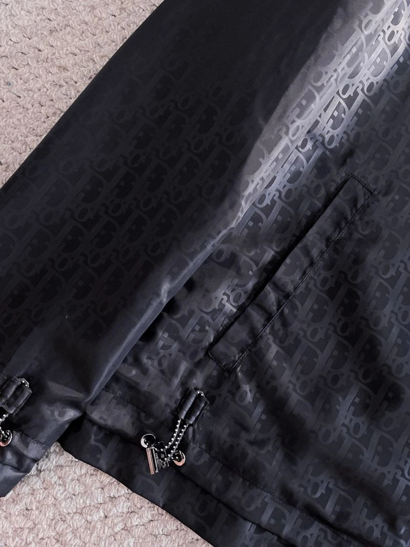 Indistinguishable Christian Dior Outwear