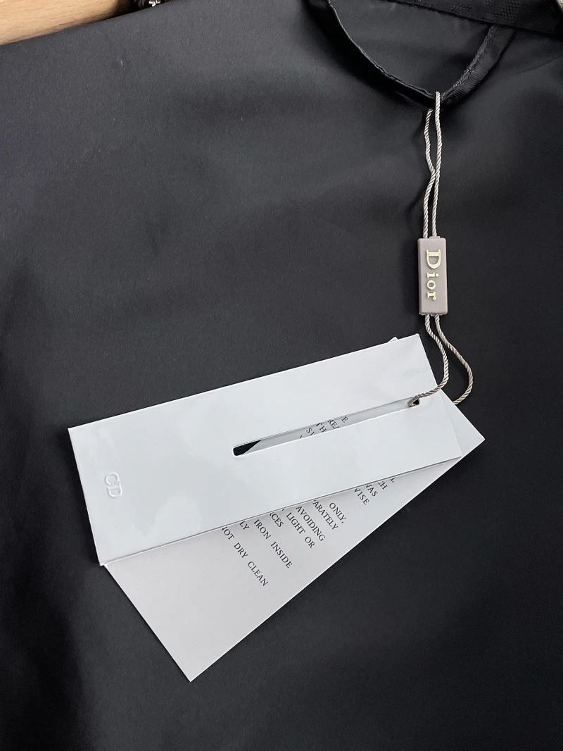 Accurate model Christian Dior Outwear