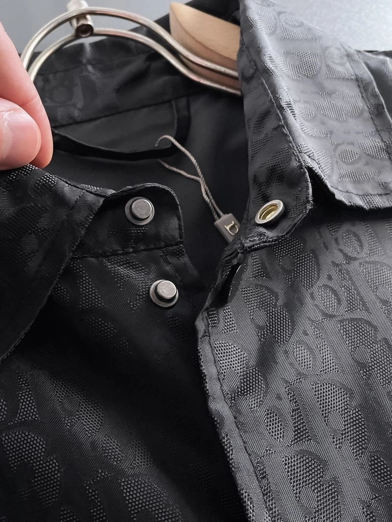 Accurate model Christian Dior Outwear