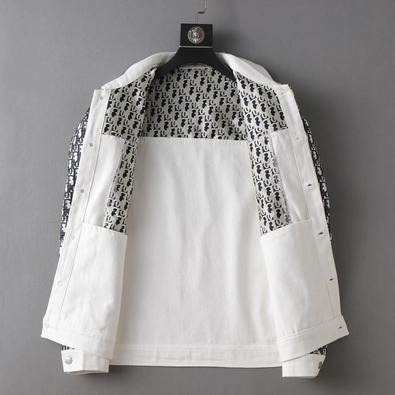Indistinguishable Christian Dior Outwear