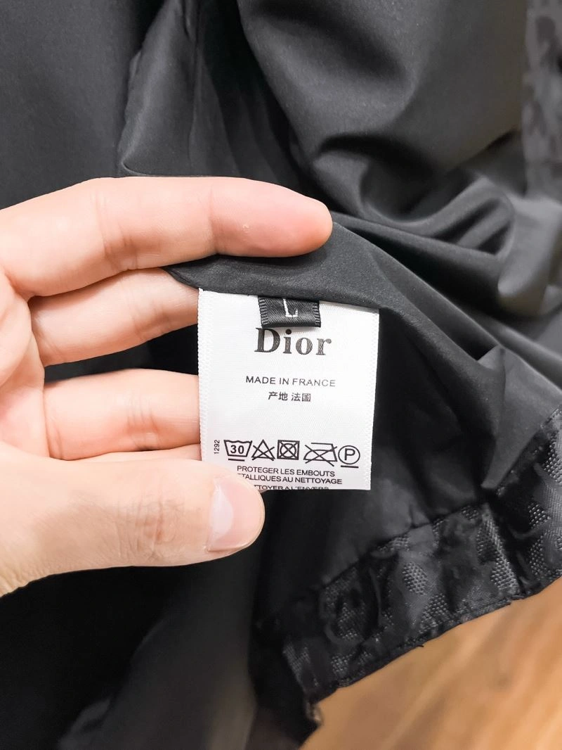Indistinguishable Christian Dior Outwear