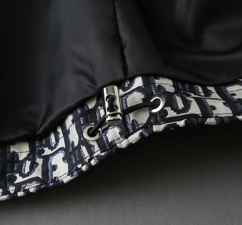 Legit Christian Dior Outwear