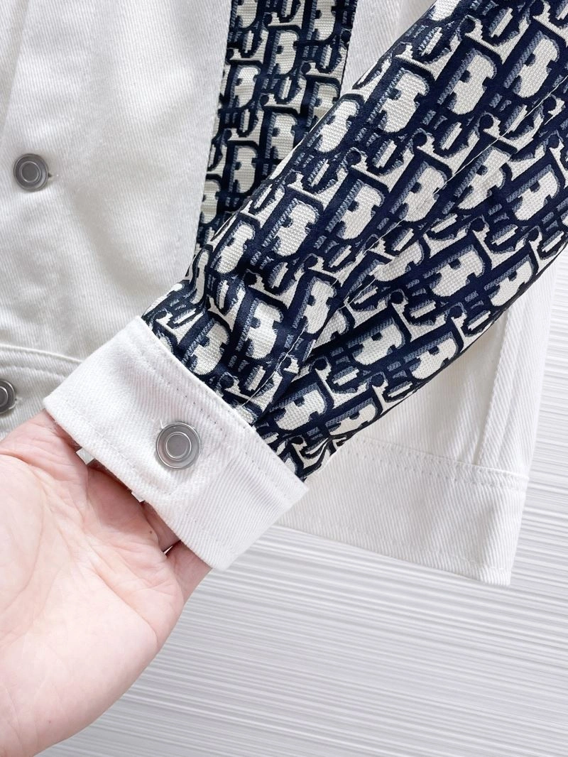 Bargain Christian Dior Outwear