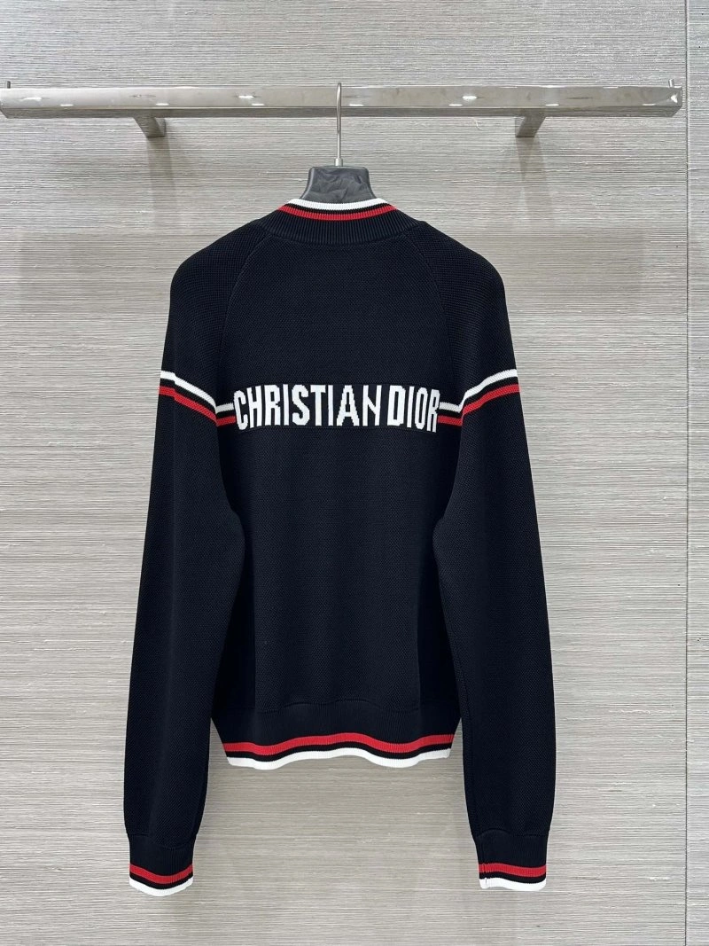 Accurate model Christian Dior Outwear