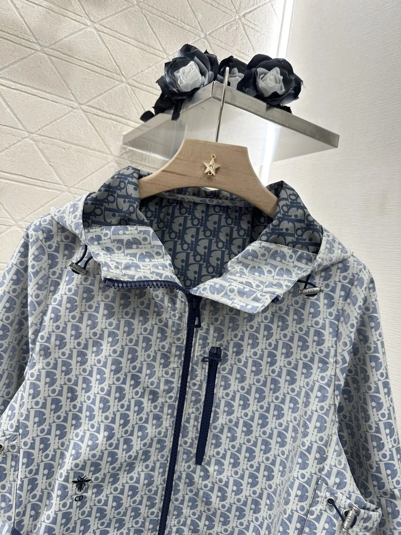 Legit Christian Dior Outwear