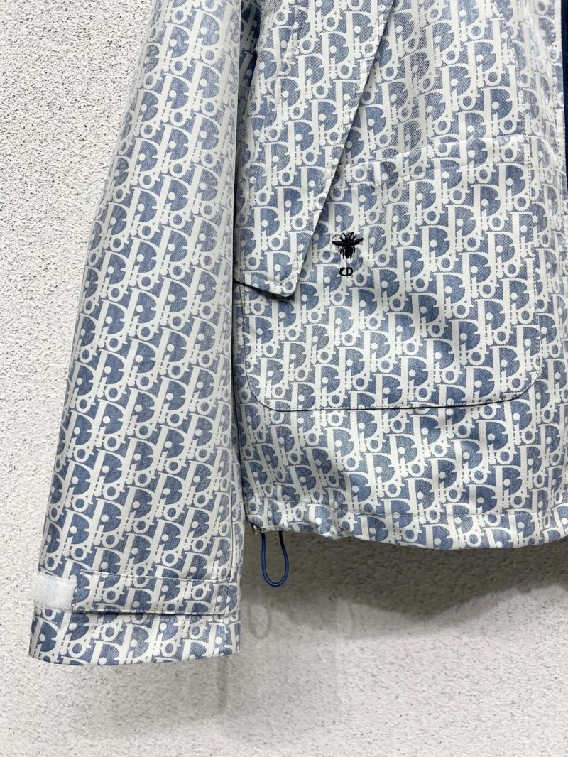 Bargain Christian Dior Outwear