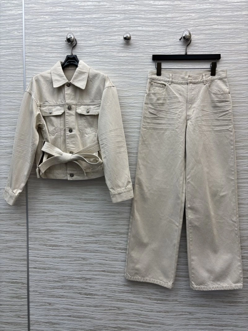 Bargain Christian Dior Outwear