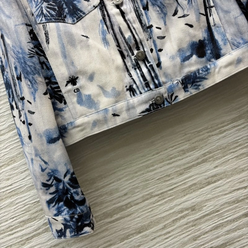 Bargain Christian Dior Outwear