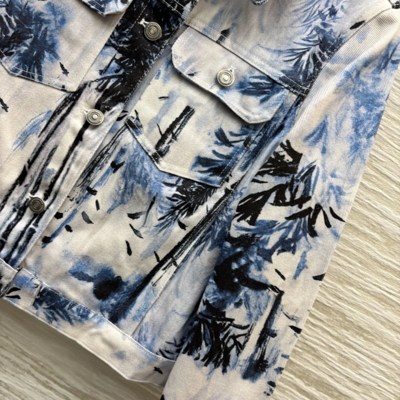 Bargain Christian Dior Outwear