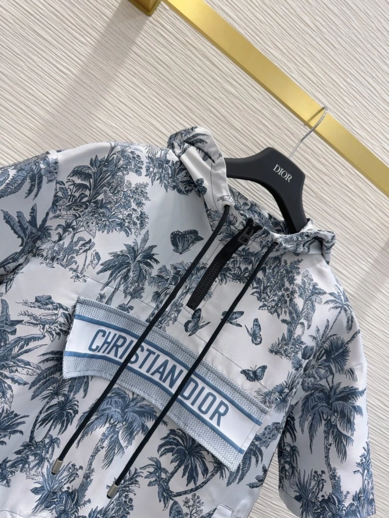 Bargain Christian Dior Outwear