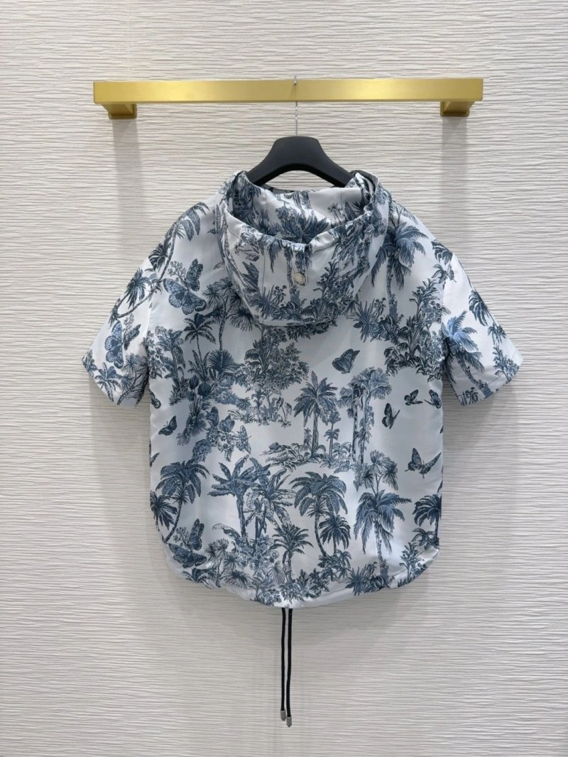 Bargain Christian Dior Outwear
