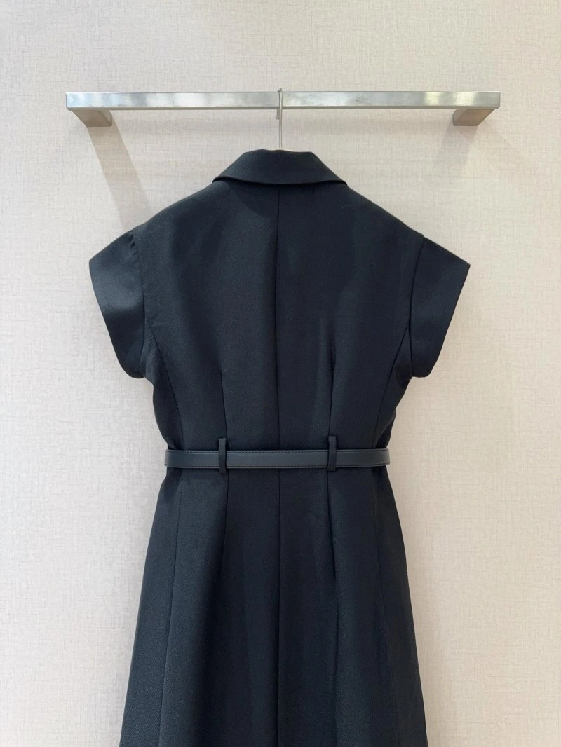 Discounted Christian Dior Outwear