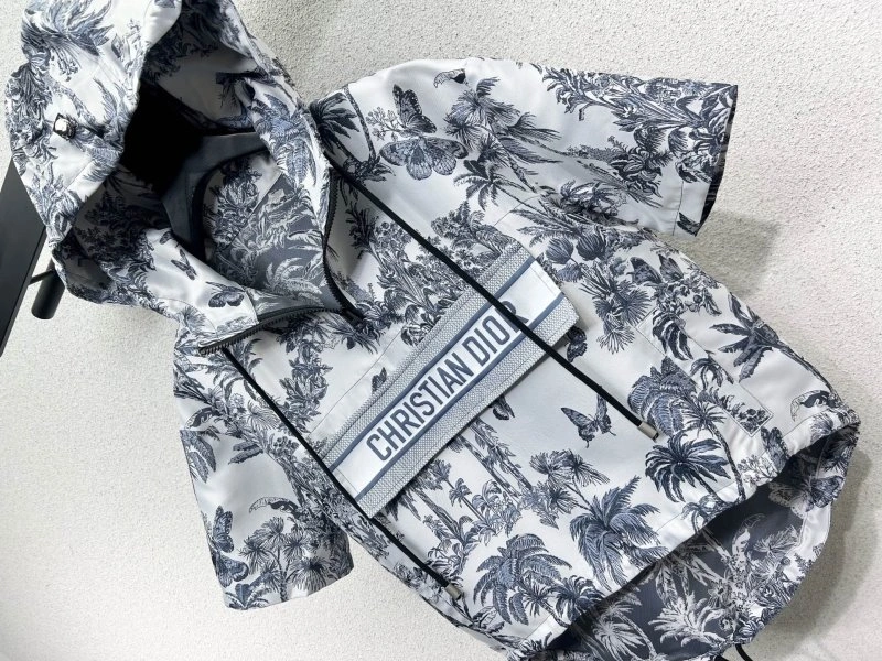 Inexpensive Christian Dior Outwear