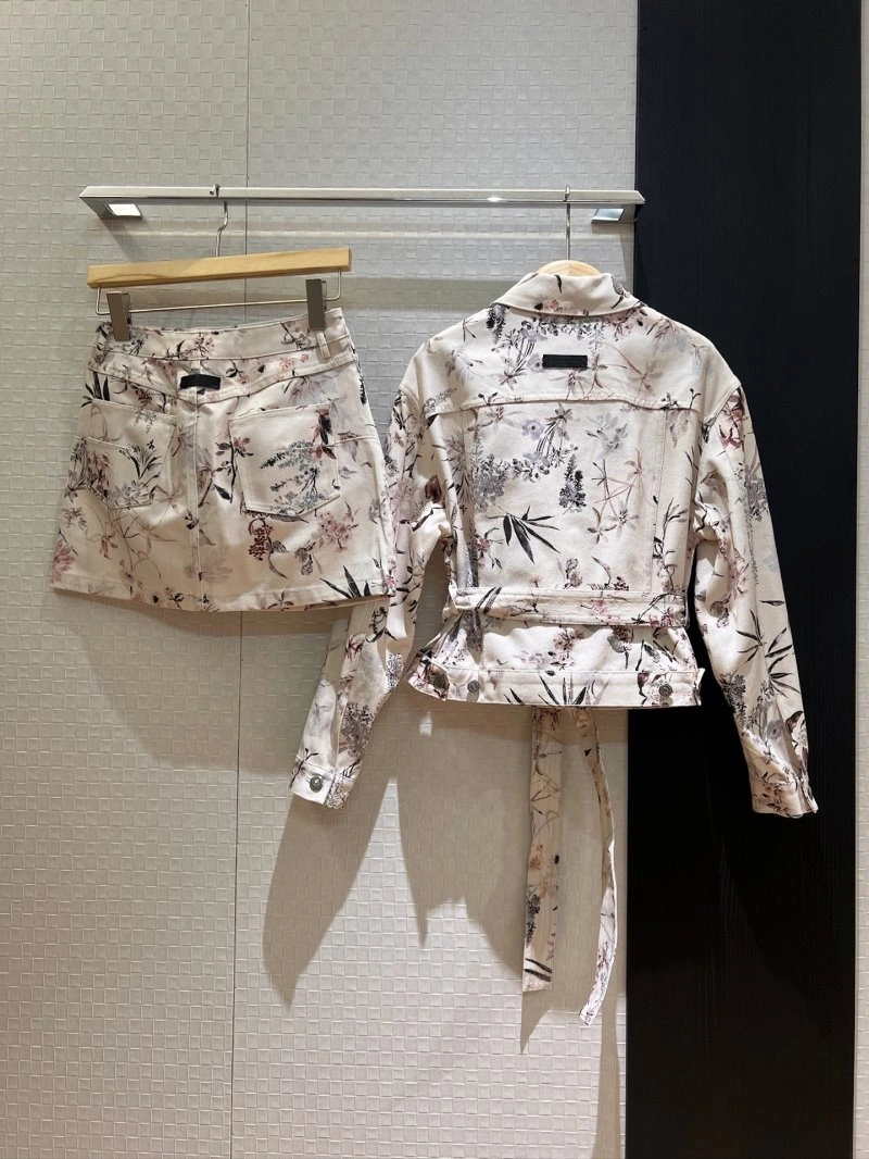 Affordable Christian Dior Outwear