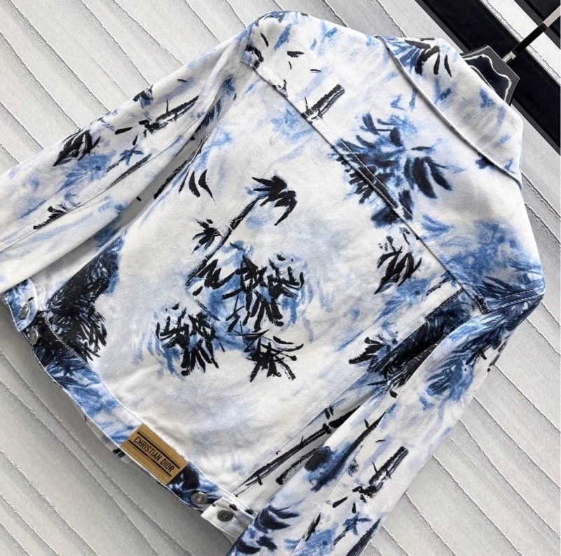 High accuracy Christian Dior Outwear
