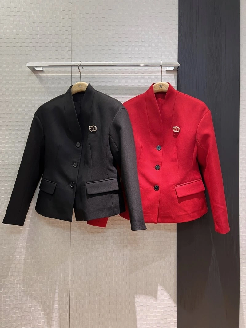 Low-cost Christian Dior Outwear