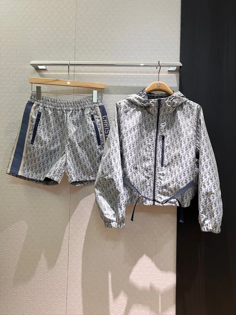 High fidelity Christian Dior Outwear