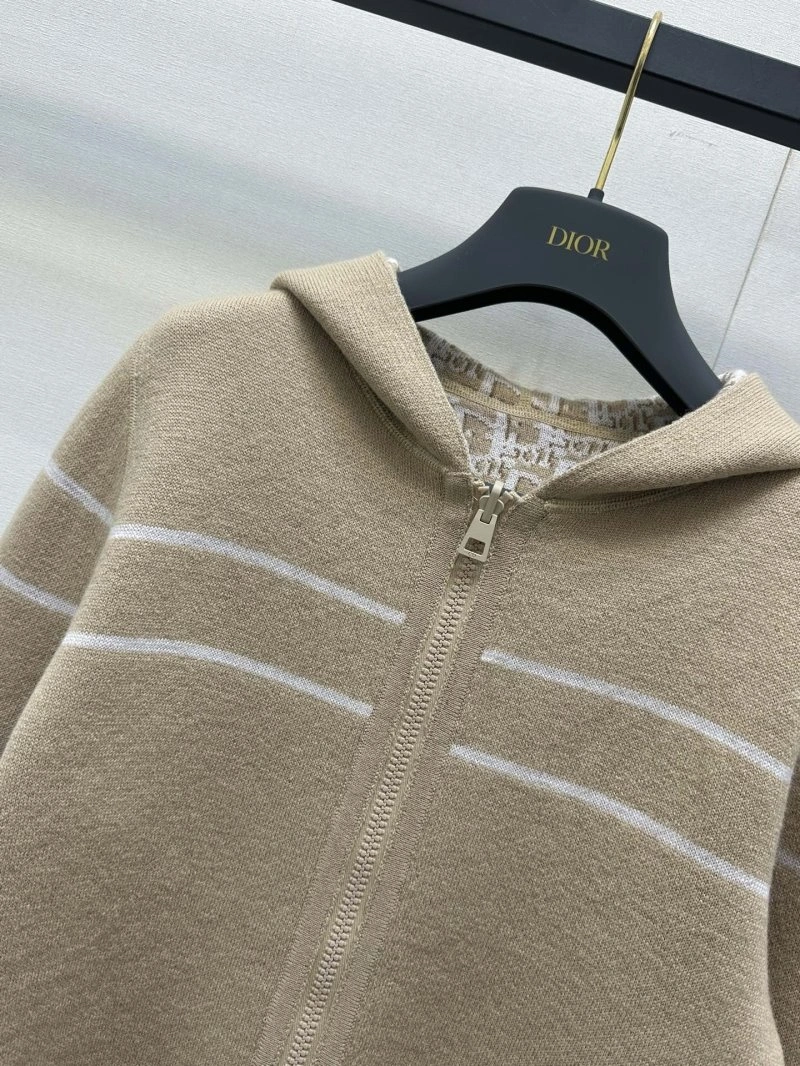 Bargain Christian Dior Outwear