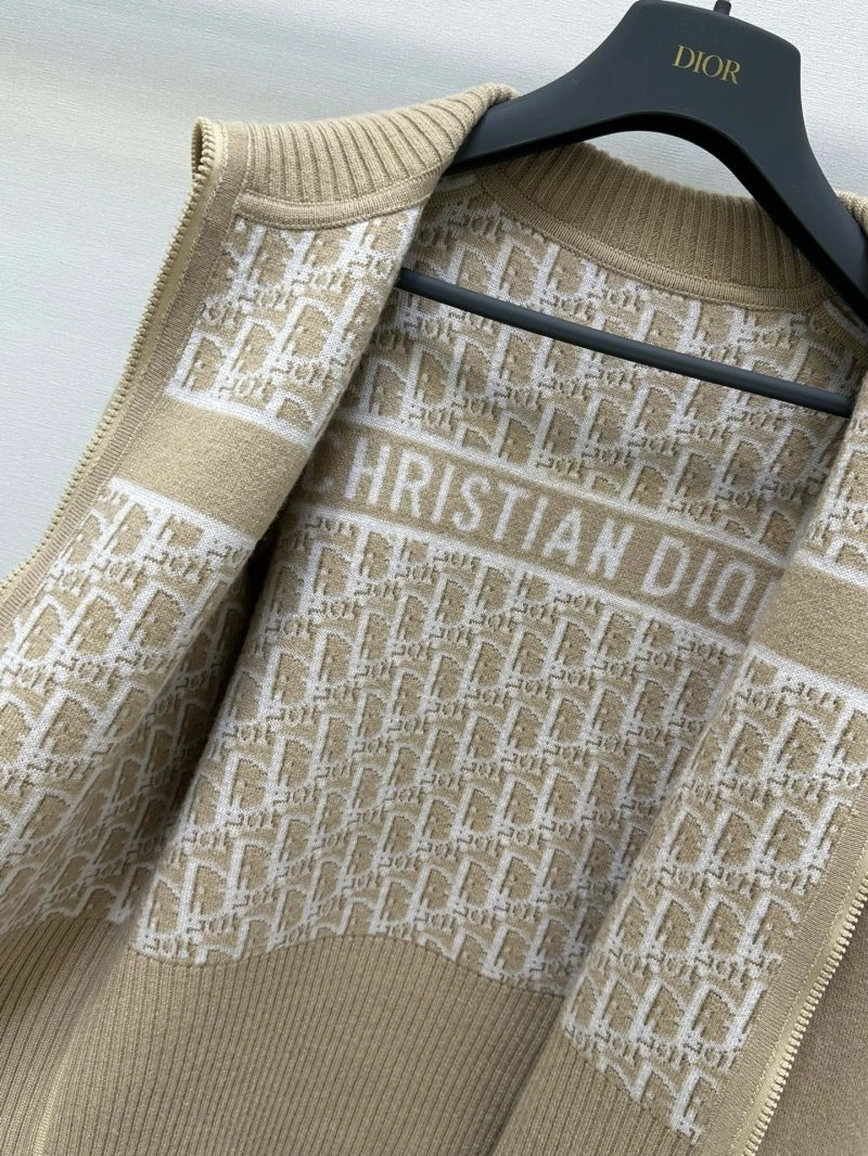 Cut-rate Christian Dior Outwear
