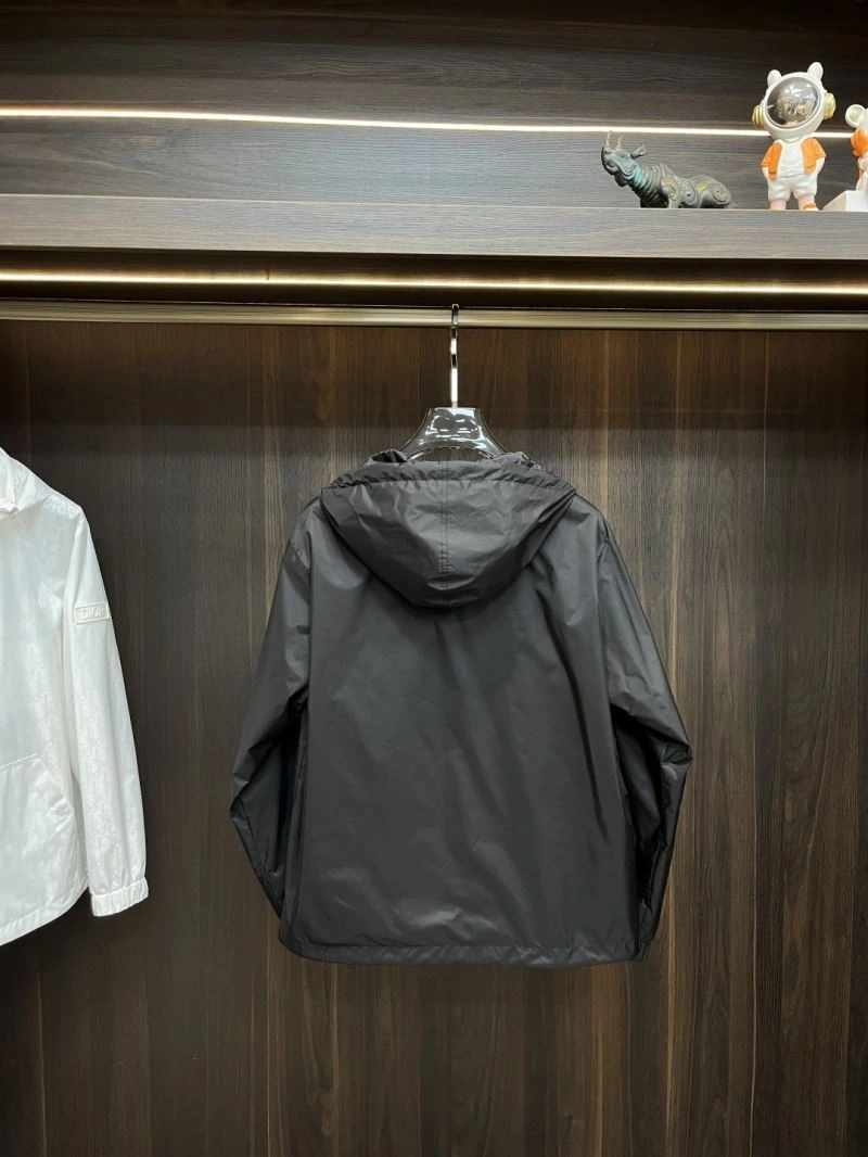 Low-cost Christian Dior Outwear