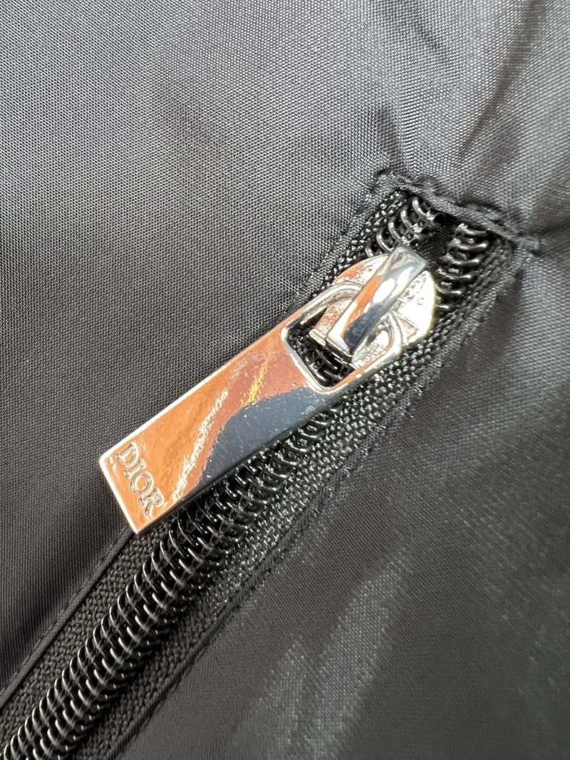 Accurate model Christian Dior Outwear
