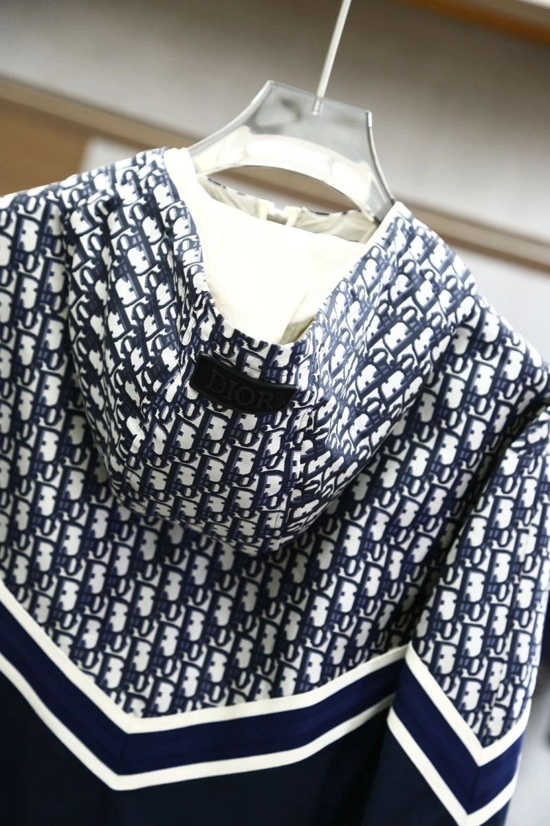 Low-cost Christian Dior Outwear