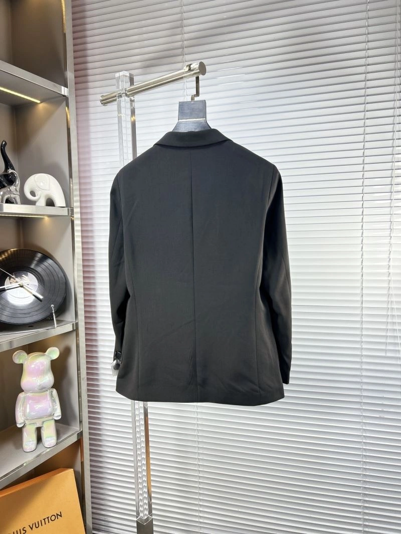 High fidelity Christian Dior Outwear