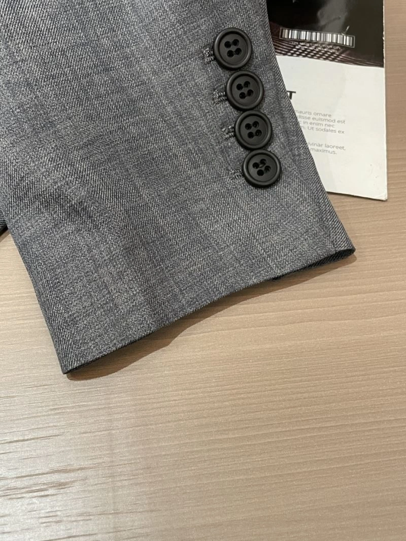 Legit Christian Dior Outwear