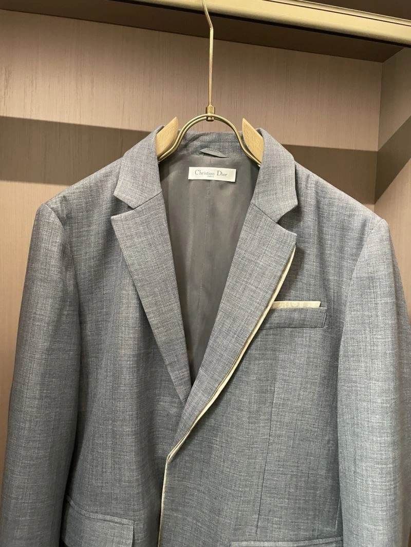 Legit Christian Dior Outwear