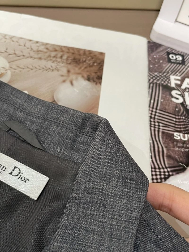 Legit Christian Dior Outwear