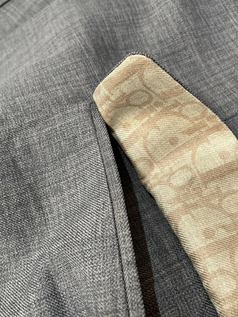 Legit Christian Dior Outwear