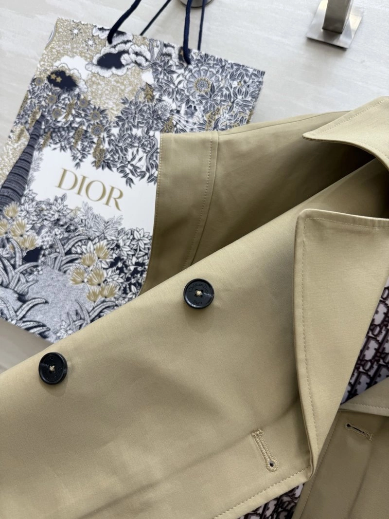 Inexpensive Christian Dior Outwear