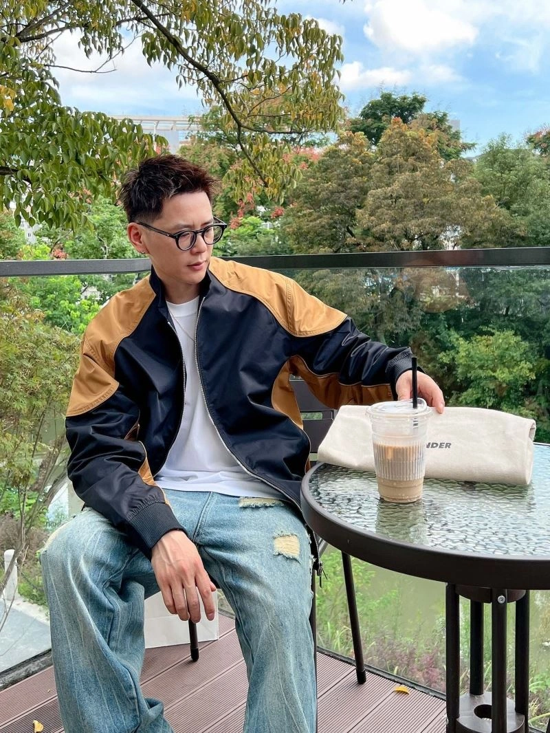 Bargain Christian Dior Outwear