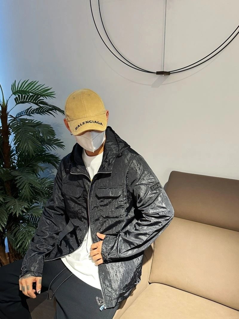 Real Christian Dior Outwear