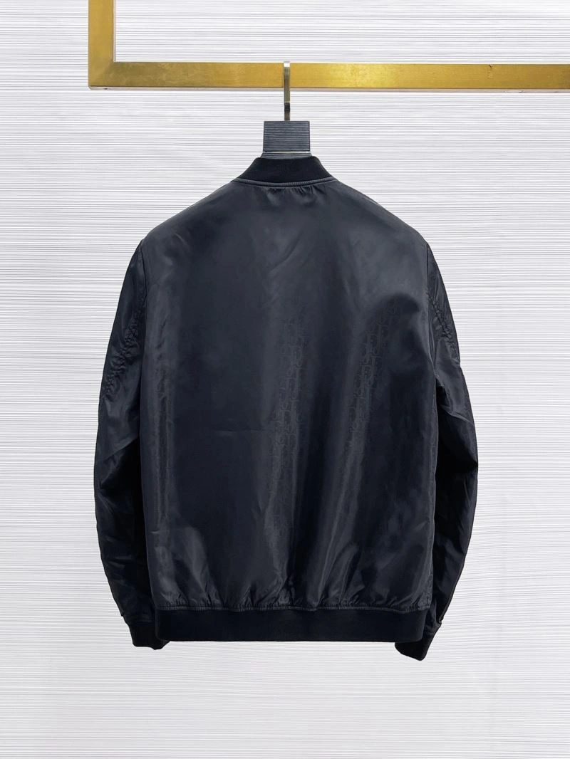 Indistinguishable Christian Dior Outwear
