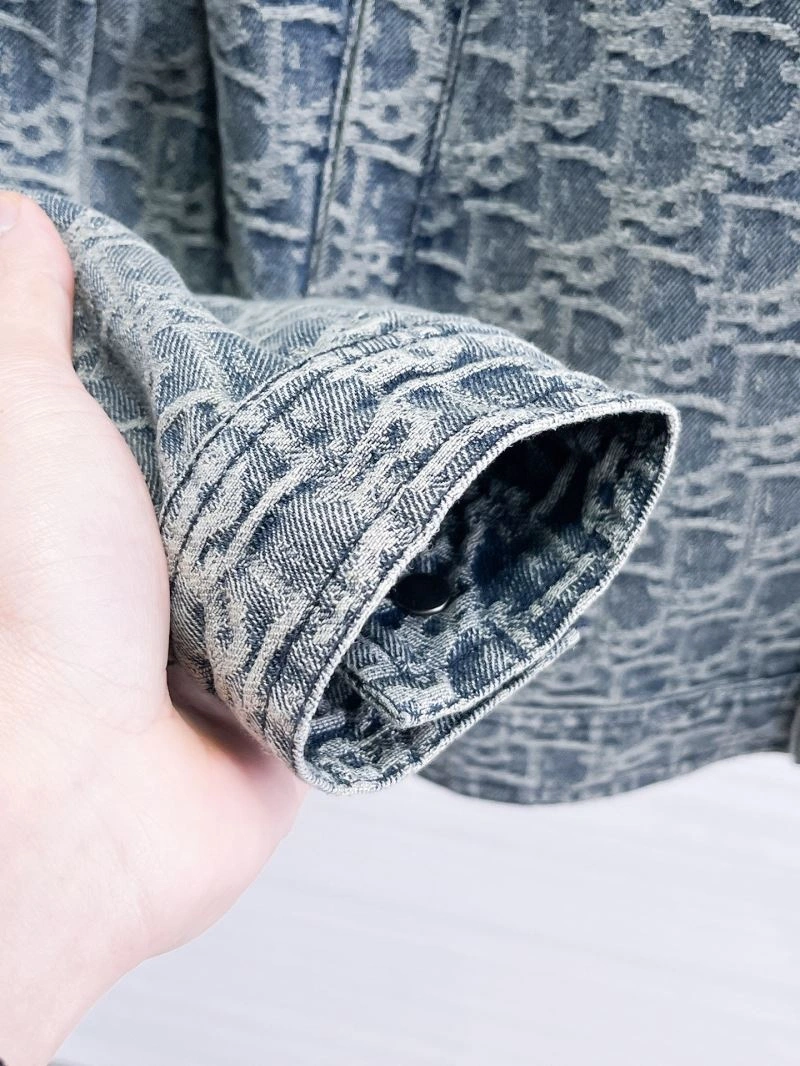Low-cost Christian Dior Outwear