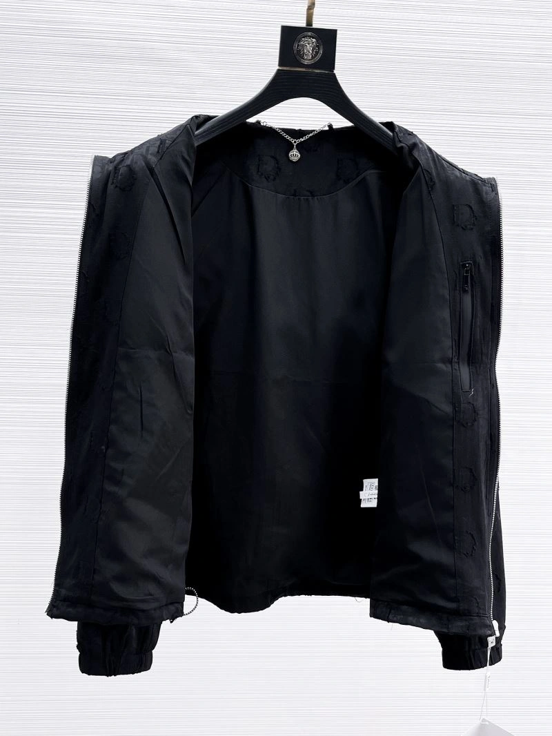 Accurate model Christian Dior Outwear