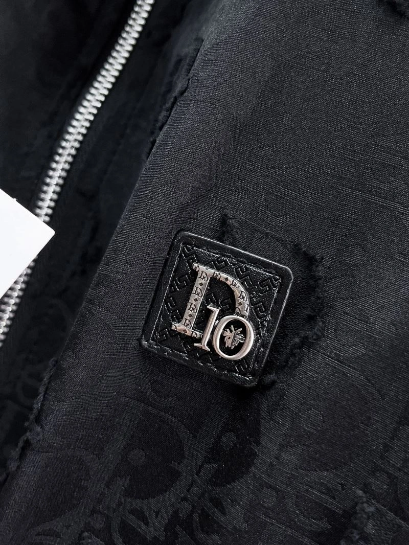 Accurate model Christian Dior Outwear
